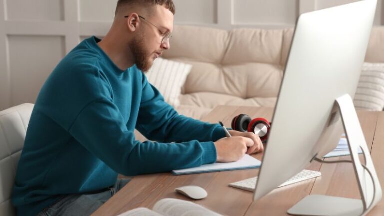 What Is A Proctored Exam And How Does It Work? - Sumadi