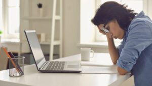 What Is A Proctored Exam And How Does It Work? - Sumadi